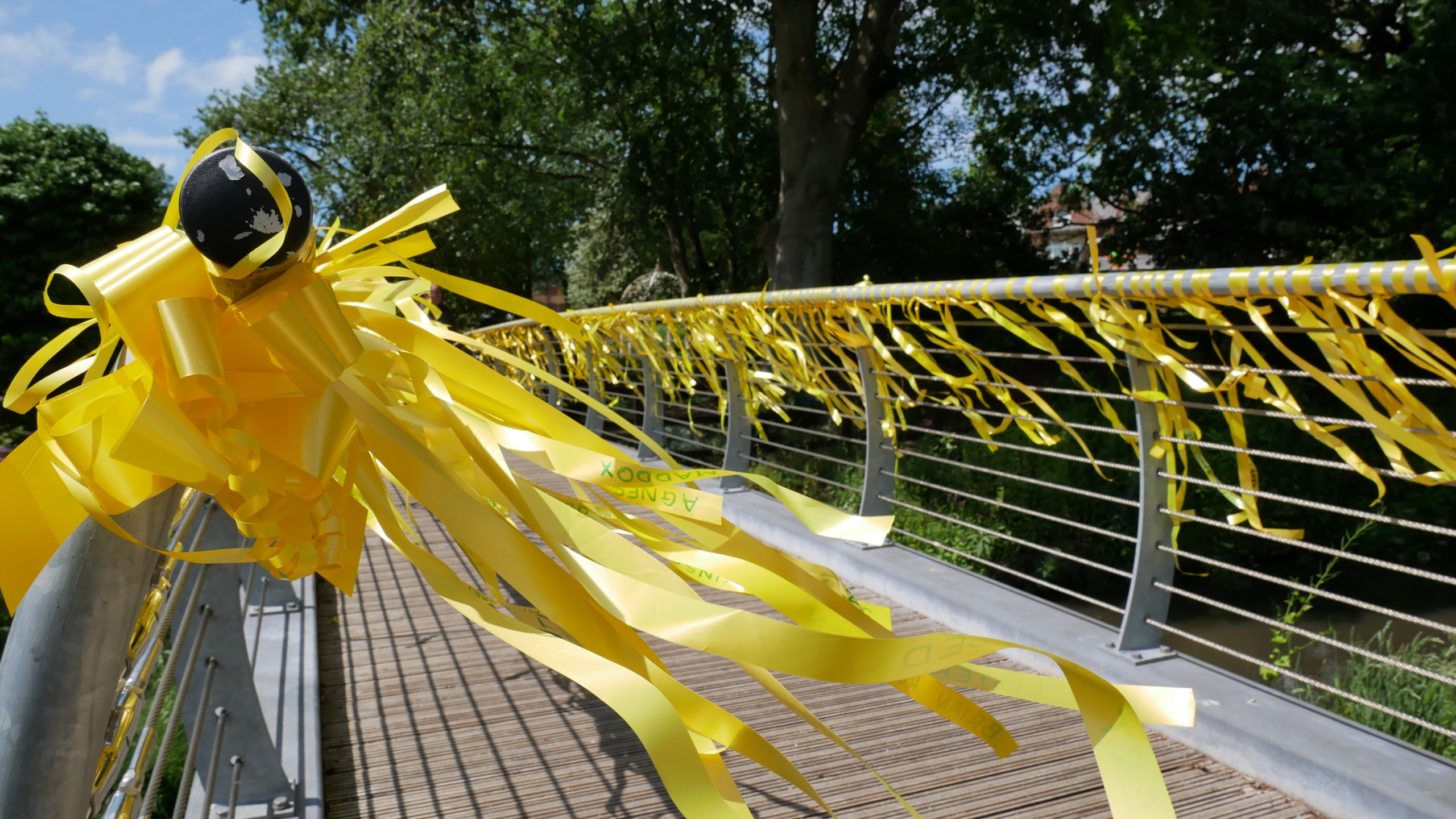 Yellow Ribbon Dedication | St Catherine's Hospice